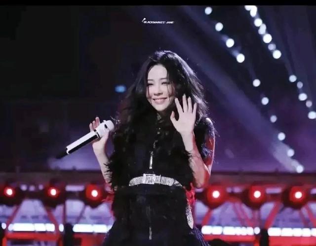 Singer Yang Kun: "The Chinese music scene has gone back at least ten ...