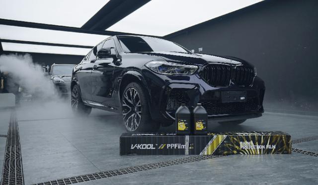 How to protect the original paint?Sticking the protective film on the ...