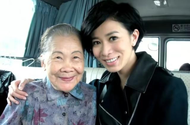 TVB Zhipi mother-in-law has taken care of her sick daughter for 19 years, and only became a ...