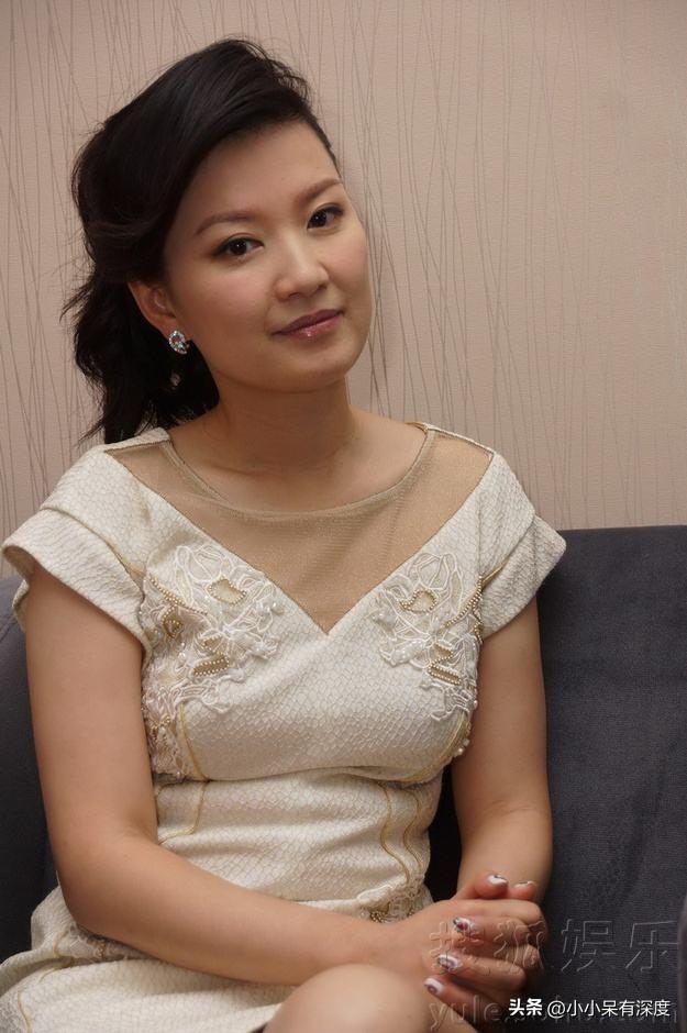 Chen Rong's recent photo, she is 46 years old, and she is still so ...
