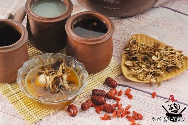 Crock Pot Soup of Jiangxi Cuisine - iMedia