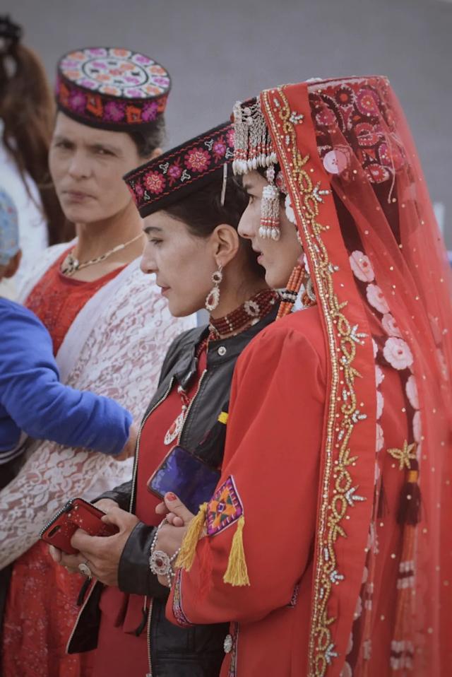 A grand Tajik wedding - iMedia