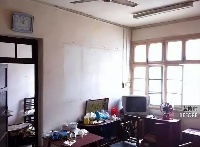 The 85-square-meter old house was renovated, and the contrast between ...