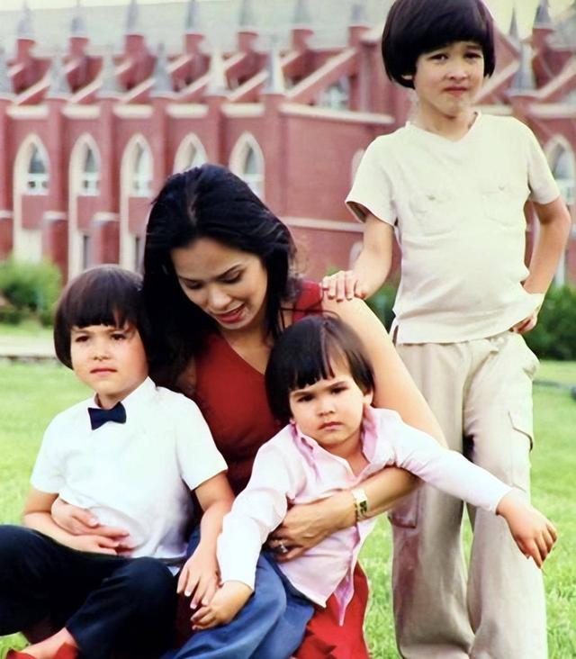 Singer Wei Wei: Three love affairs in his life, two marriages with ...