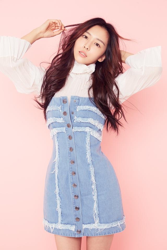 Mingyang Entertainment—Beauty Star—Anqi Yang - iMedia