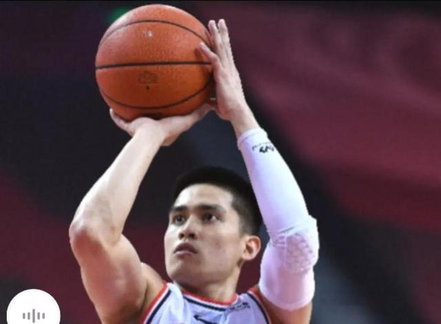 God pitcher Chen Yingjun's "three-point rain" unique stunt - iMedia