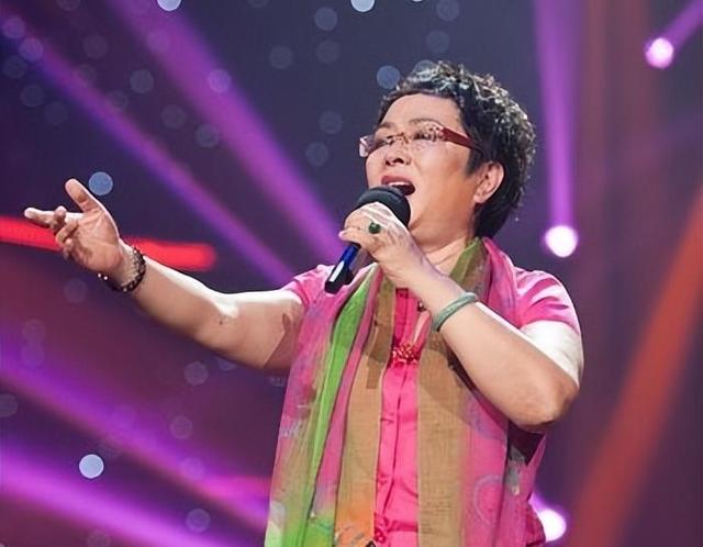 Famous singer Xie Lisi died of cerebral infarction, her husband ...