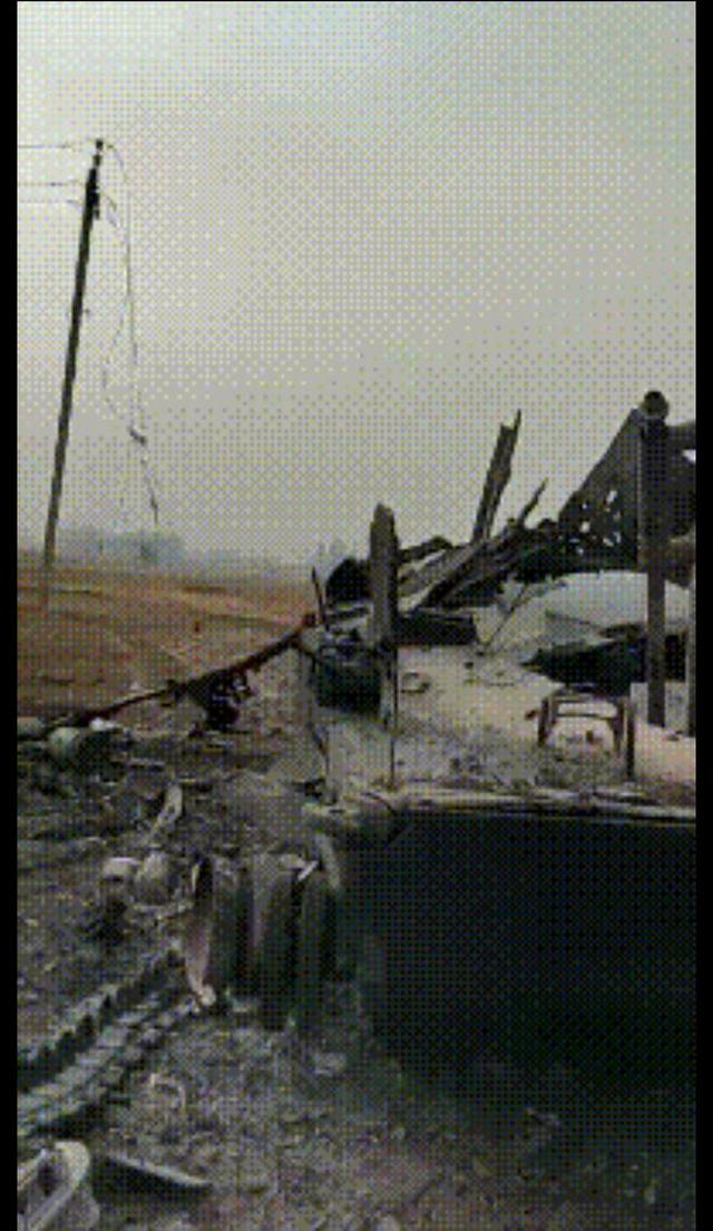 With a loud bang, the goose armored vehicle exploded violently, and ...