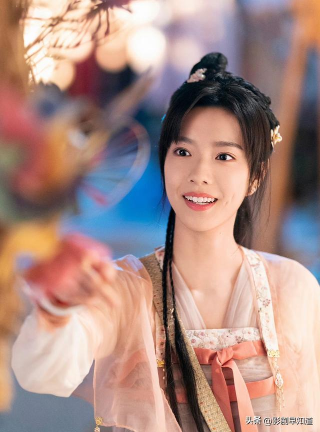 Zhuang Dafei, the heroine of the movie "The Legend of the Condor Heroes ...