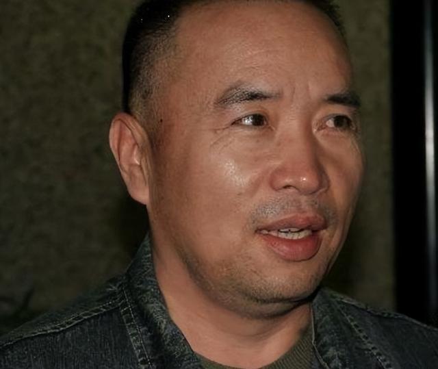 What's in Lai Changxing's Red Mansion? Gorgeous actress, a lot of money, more than a dozen ...