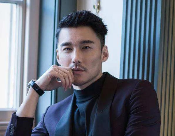 "China's first male model" Hu Bing - iMedia