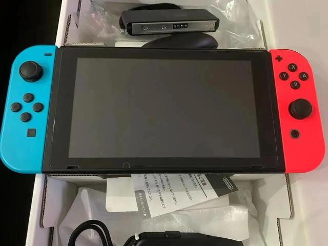 It's the annual holiday, it's time to wake up the dusty switch at home ...