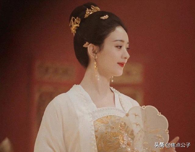 Oriental beauty!Zhao Liying's bird's nest blockbuster is calm and ...
