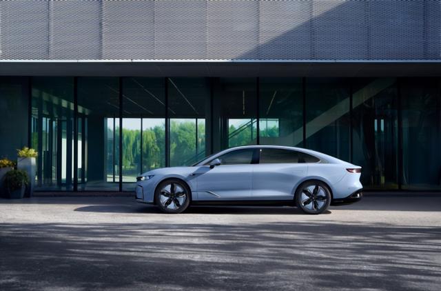 First there is stability, and then there are others: Lantu chasing ...