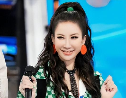 Coco Li's "The Voice" went into a frenzy and angered the shady director ...