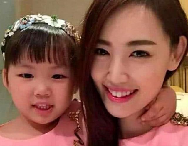 How miserable is Ma Rong's life after 7 years of divorce? In order to ...