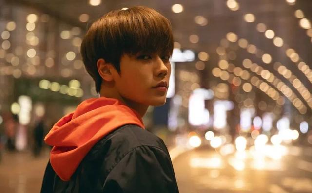 Little Gossip, Lin Yanjun, Yang Mi, Wang Hedi, Liu Haocun - iMedia