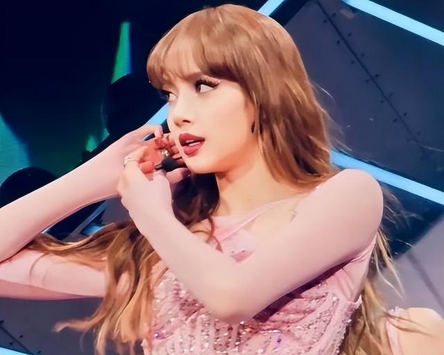 "Lisa going down the stairs" is a hot search, can you not earn money ...