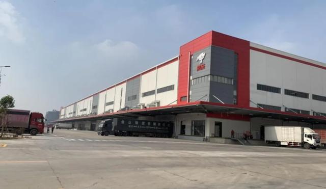 Side view of Jingdong Group's financial report: Jingdong Logistics has ...
