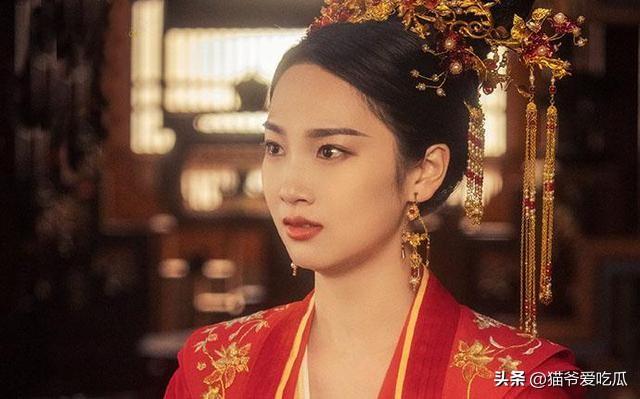 Fleeting Years Lu Xinran Plays: Wang Siyi's Personal Information and ...