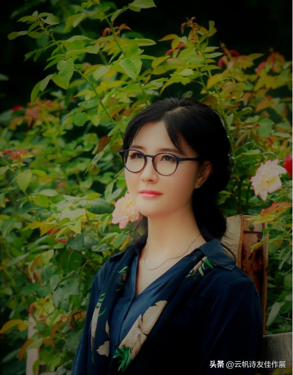 "Famous Poet" Han Yiyun's 30 Selected Quatrains - iMedia