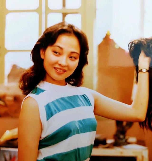 Ma Ling: A rare sexy beauty in the 1990s, with a perfect figure and ...