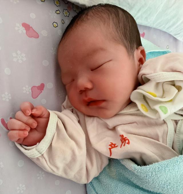 It is not necessarily a bad thing for the baby to startle when sleeping ...