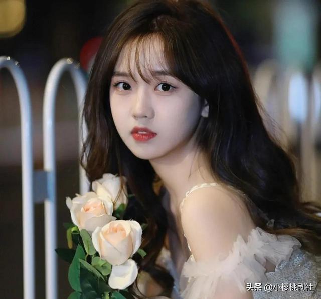 50 million and movie emperor Jiang Che, which one to choose.Of course I choose 50 million - iMedia