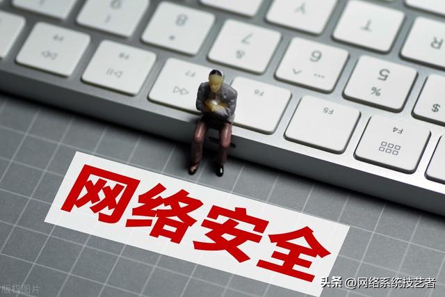 How does the router implement the intranet server to provide external ...