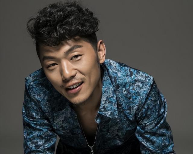 Zhou Jiwei, a low-key and capable actor - iMedia