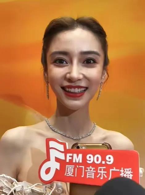 Celebrities without beauty and filters - iMedia