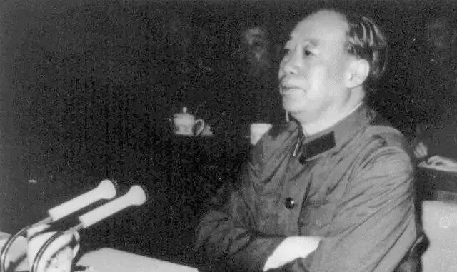 What if Wang Hongwen shoots when arresting the "Gang of Four"?Wang ...