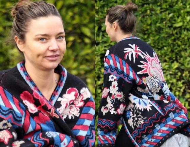 40-year-old Miranda Kerr gave birth to three children and still looks ...