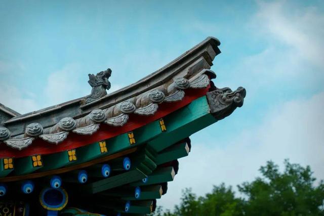 Analysis of the "Flying Cornices" Elements in Ancient Chinese ...