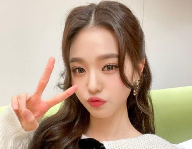 Trouble with too long legs?A member of a women's team took photos and ...