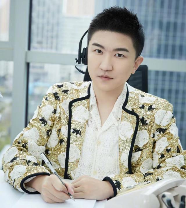 Two-level reversal, who would dare to believe it? Yang Di "turned over ...