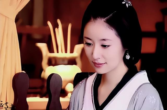 In the more than 400 years of the Han Dynasty, the Dou family had three ...