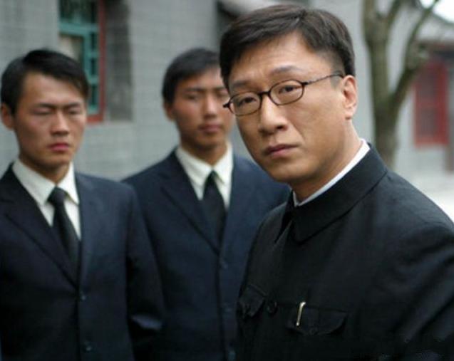 What exactly does the "hand" behind the Li Shaoli incident want to do ...