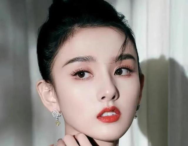 Song Zuer & Tang Yixin stunning pictures - iMedia