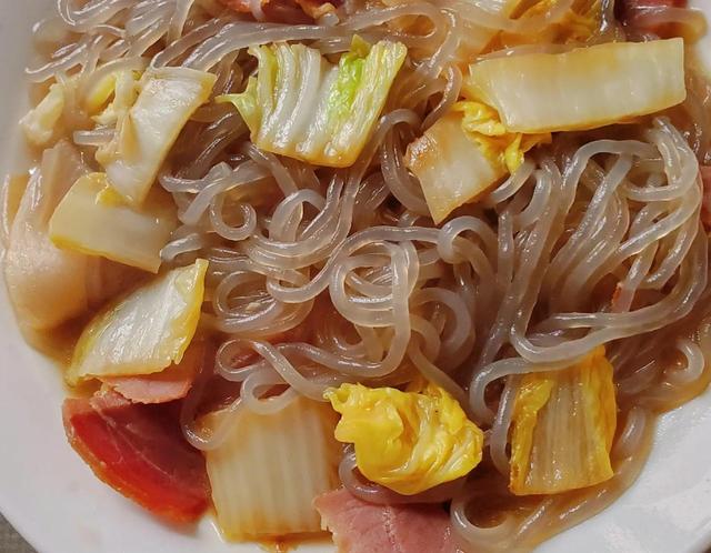 Xuanwei ham stewed sweet potato vermicelli - iMedia