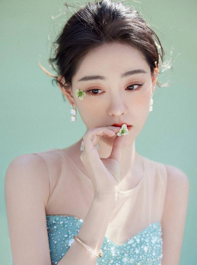 Su Wang suddenly got Zhu Xudan's appearance, no wonder he can fascinate ...