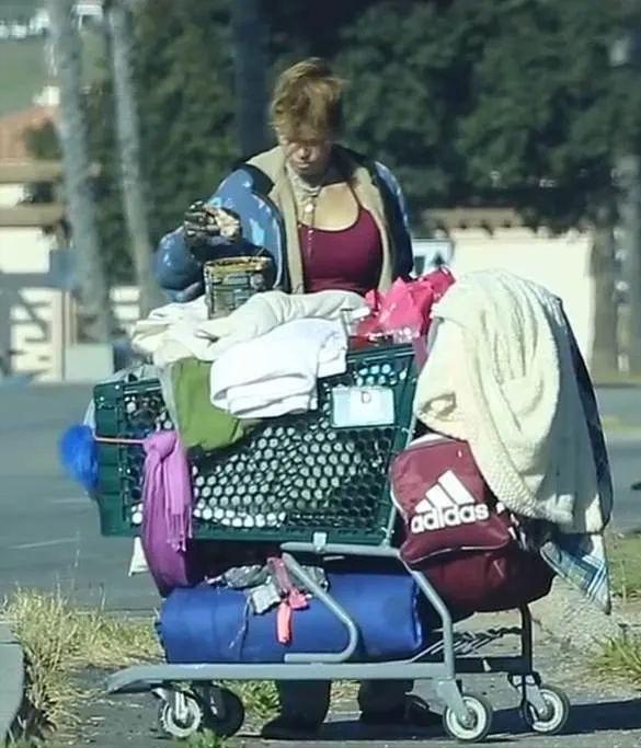 From hot models in the past to street girls digging through garbage ...