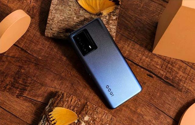 4 "low-cost high-end" mobile phones, the flagship experience at a price ...