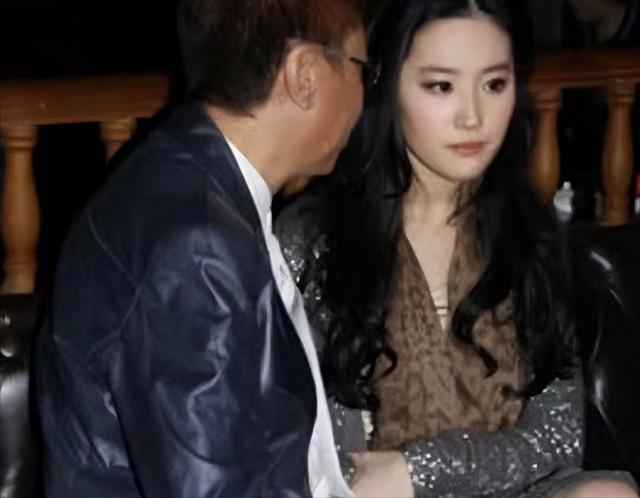 Foreigner, Star Mom, Godfather, Gossip, Liu Yifei: I just want to be ...