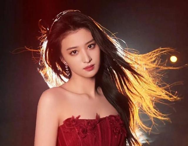 Wang Churan's wallpaper - iMedia