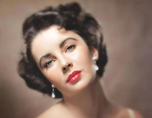 The first actress in Hollywood with a salary of more than one million ...