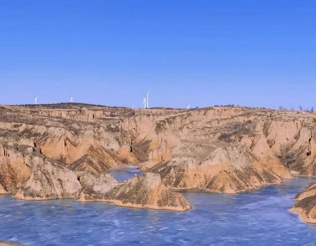 Here is a guide to scenic spots along the Yellow Highway that 30,000 ...