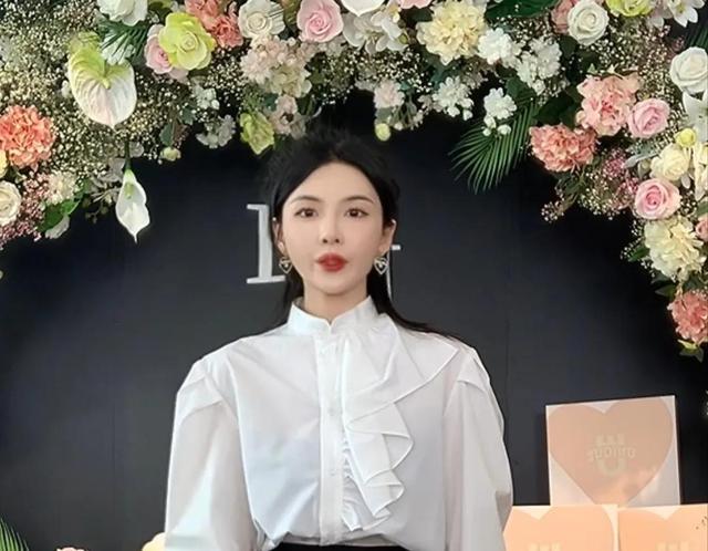 Xinxuan's appearance is in charge of beauties Dandan and Xu Jie revealing the big secret of ...