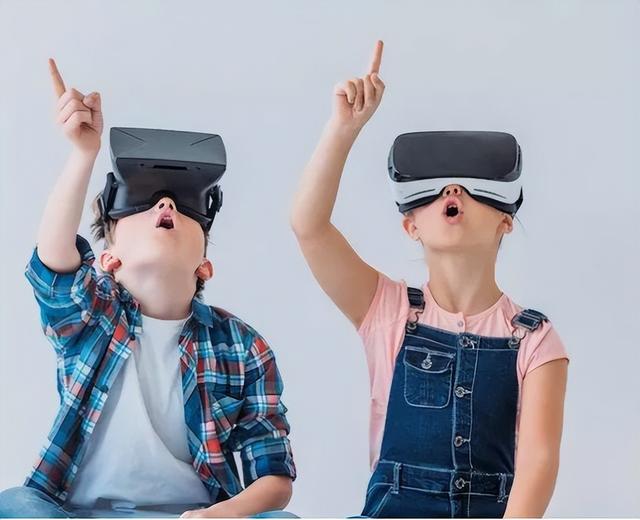 Who is hyping up the Pancake ultra-short-focus optical solution for VR ...