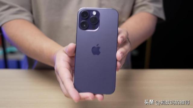 What mobile phones do rich people use? Apple can only be ranked third ...